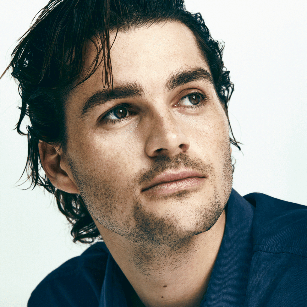 Jack And Finn Harries As Little Kids